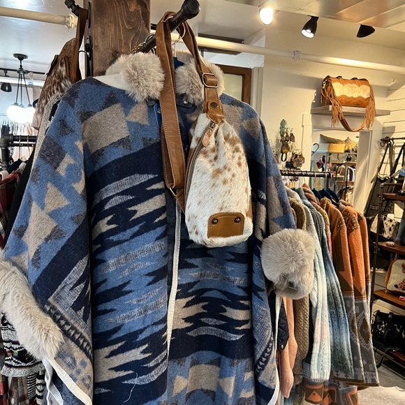 Jackets & Coats | New Aztec Tribal Western Poncho Sweater Hoodie Warmer ...